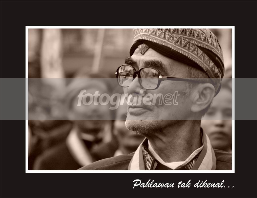 Fotografer.net - Galeri: Bukan Pahlawan tapi Pahlawan... Fotografer.net - Galeri: Bukan Pahlawan tapi Pahlawan...